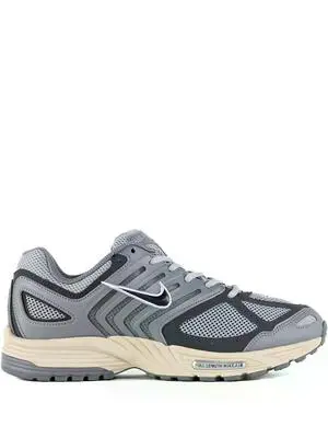 Nike Pegasus 2005 Retro Sneakers - Grey