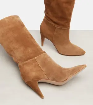 GIANVITO ROSSI Elise Suede Pointed Toe Boots