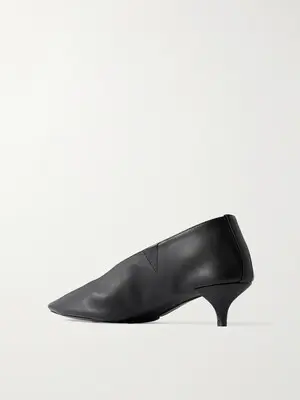 ST. AGNI Soft Glove Leather Pumps - Black