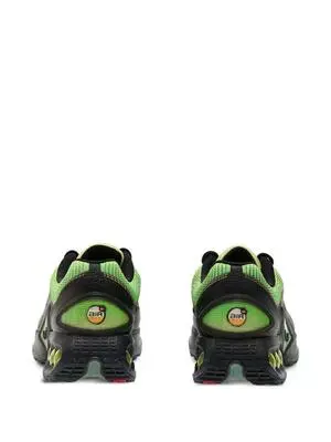 Nike Max Dn Sneakers