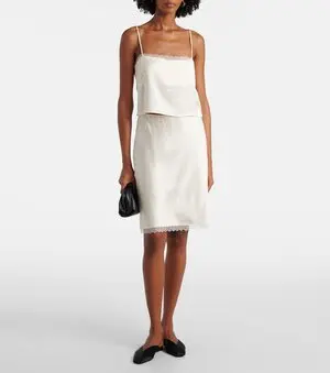 LESET Barb Cropped Lace Trimmed Camisole