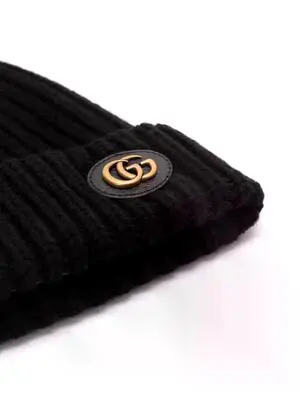 Gucci Ribbed Wool And Cashmere Blend Beanie With Double G Patch - Black