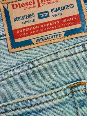 DIESEL® D-jiann Jeans