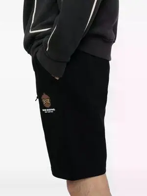 FINGERCROXX Logo Detail Shorts - Black