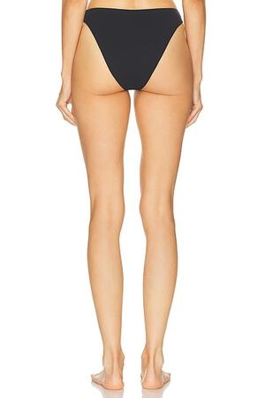 L'academie Noelle Bikini Bottom