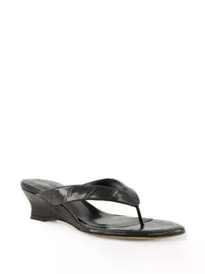 Le Monde Beryl 40mm Micro Wedge Thong Sandals - Black