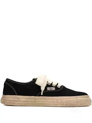 GENERAL SCALE. General Scale Canvas Low-top Sneakers - Black