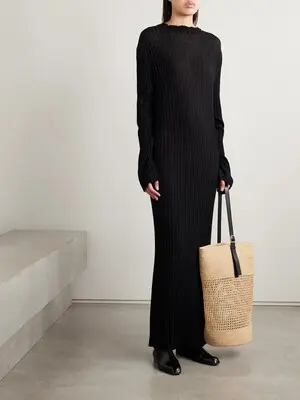 Khaite Sigrid Ribbed Merino Wool-blend Maxi Dress
