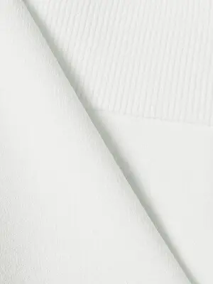 Alexander McQueen Off-the-shoulder Stretch-knit Top - White