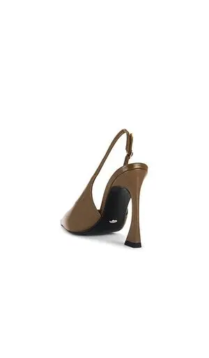 TONY BIANCO Sassy Slingback Pump In Patent Leather - Brown