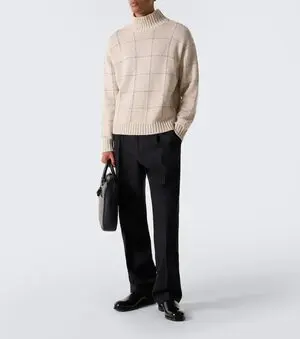 Manolo Blahnik Sempione Leather Chelsea Boots