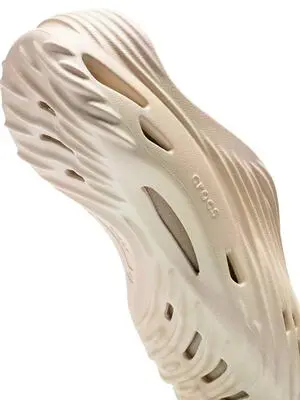 CROCS Echo Wave Mules