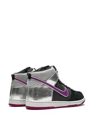 Nike Dunk High-top Sneakers - Black
