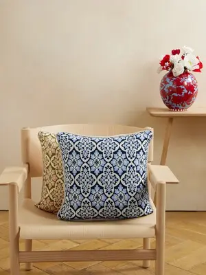 La DoubleJ Printed Woven Cushion