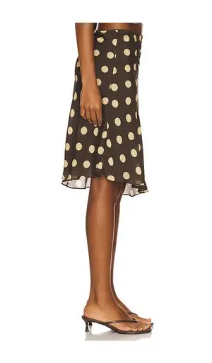 With Jéan Penny Skirt In . Also