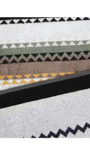 Missoni Curt Beach Towel - Multi