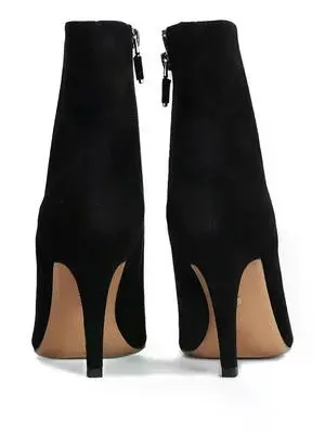 Lola Cruz Pointed Toe Stiletto Heel Boots