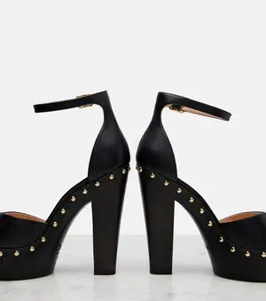Chloé Studded Leather Platform Pumps - Black