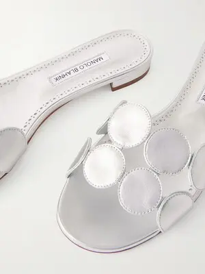 Manolo Blahnik Haribalmu Metallic Leather Slides - Silver