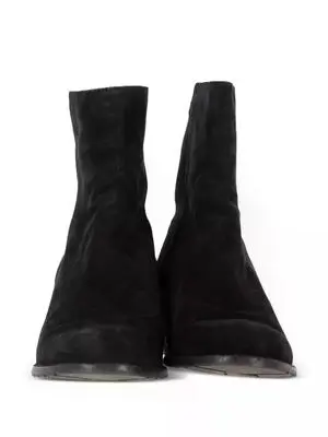 STUART WEITZMAN Suede Round Toe Pull-on Block Heel Ankle Boots