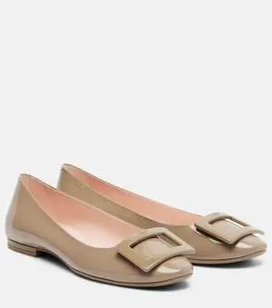 ROGER VIVIER Gommettine Patent Leather Ballet Flats - Grey
