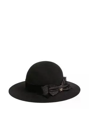 Valentino Garavani Vlogo Signature Bow Hat