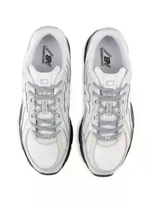 NEW BALANCE 740 Logo Lace Up Sneakers - Grey