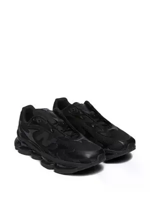 NEW BALANCE 2000 Lace-up Sneakers - Black