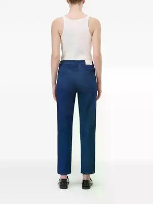 Closed Pedal Pusher Jeans