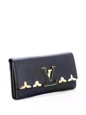 LOUIS VUITTON Capucines Wallet Leather With Embellished Detail Long Small Wallets