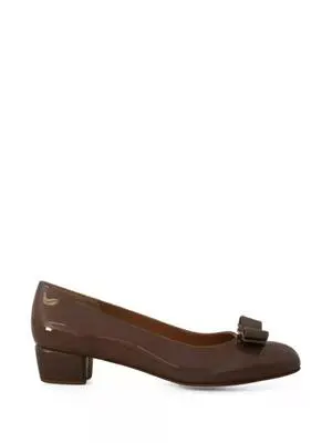 FERRAGAMO Vara Bow Pumps - Brown
