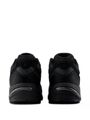 NEW BALANCE 880r Shoes - Black