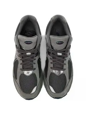 NEW BALANCE 2002r Sneakers