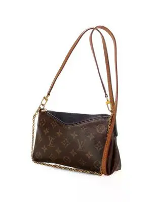 LOUIS VUITTON Pallas Monogram Zip-fastening Clutch Bag