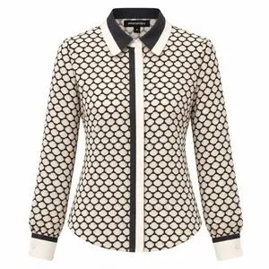 SMART AND JOY Graphic Print Shirt With Contrast Collar