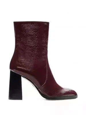 STUART WEITZMAN Vera Crinkle Patent Leather Boots