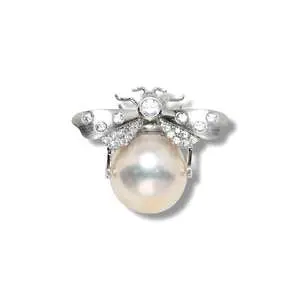 NINEMOO Sovereign Pearl Bee Brooch