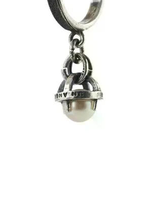 DETAJ Pearl-embellished Charm Ring
