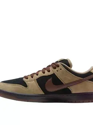 Nike Sb Dunk Low Pro Sneakers - Brown