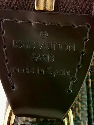 LOUIS VUITTON Pochette Accessoires Damier Clutch Bag