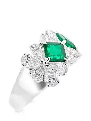 HYT JEWELRY Emerald And Diamond Band Ring - Silver