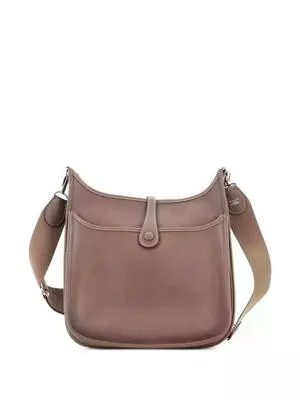 Taupe (grey)