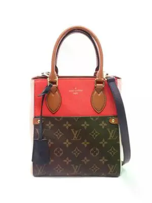 LOUIS VUITTON 2020 Fold Tote Pm Monogram Handbag - Brown