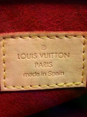 LOUIS VUITTON 2005 Pm Viva Cité Monogram Shoulder Bag