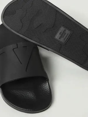 Valentino Garavani Sandals Colour