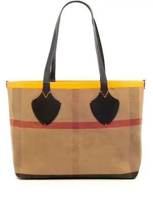 Burberry 2000-2017 Mega Check Canvas The Giant Reversible Tote Bag
