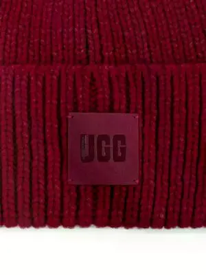 UGG Logo-patch Chunky-knit Beanie Hat