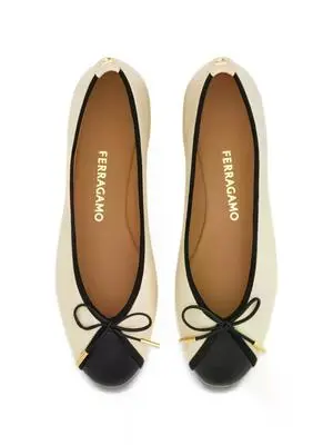 FERRAGAMO Ballet Flat With Bow Detail - Neutrals