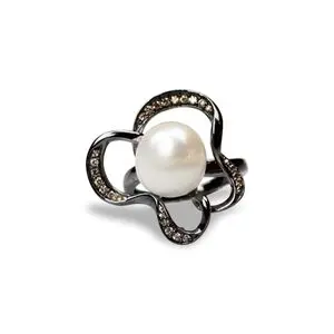 BELLUS DOMINA Sterling Silver Freshwater Pearl Ring - Silver/white