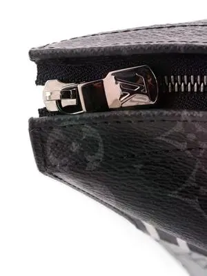LOUIS VUITTON Pochette Voyage Monogram Eclipse Split Canvas Mm Clutch Bag